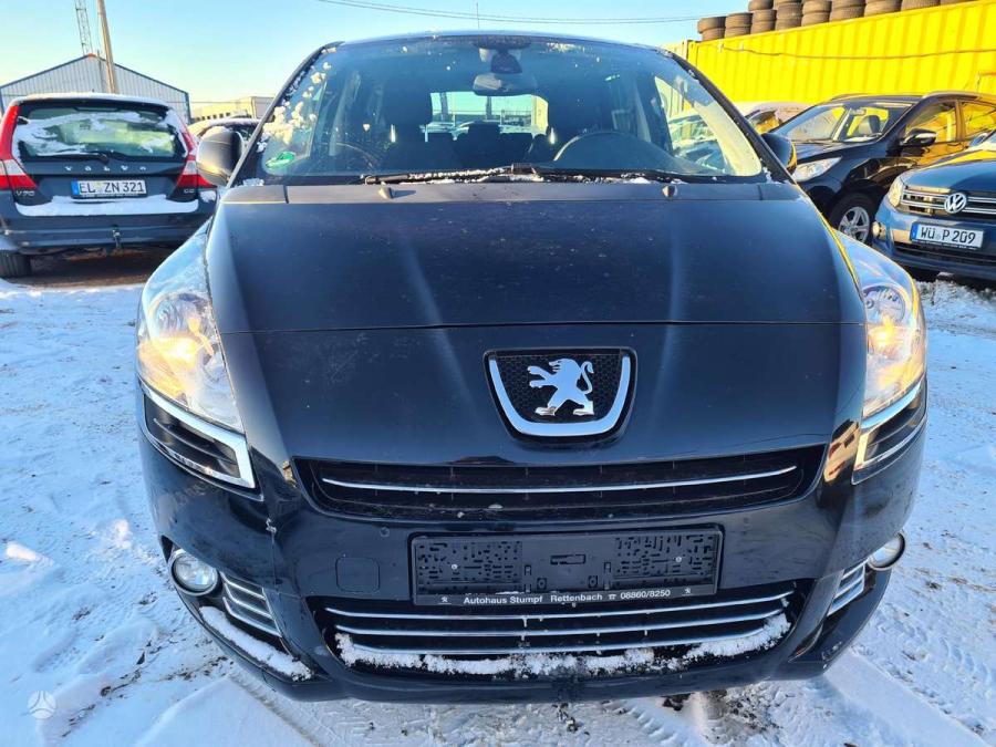 Melns Peugeot 5008 2012 Kauņa, ar dzinēja tilpumu 2.00 L un nobraukumu 261 tūkst. km par 3800 €, foto 2 vietnē AUTOMOTO.COM.LV