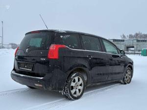 Melns Peugeot 5008 2012 Marijampole, ar dzinēja tilpumu 1.60 L un nobraukumu 245 tūkst. km par 3849 €, foto 4 vietnē AUTOMOTO.COM.LV