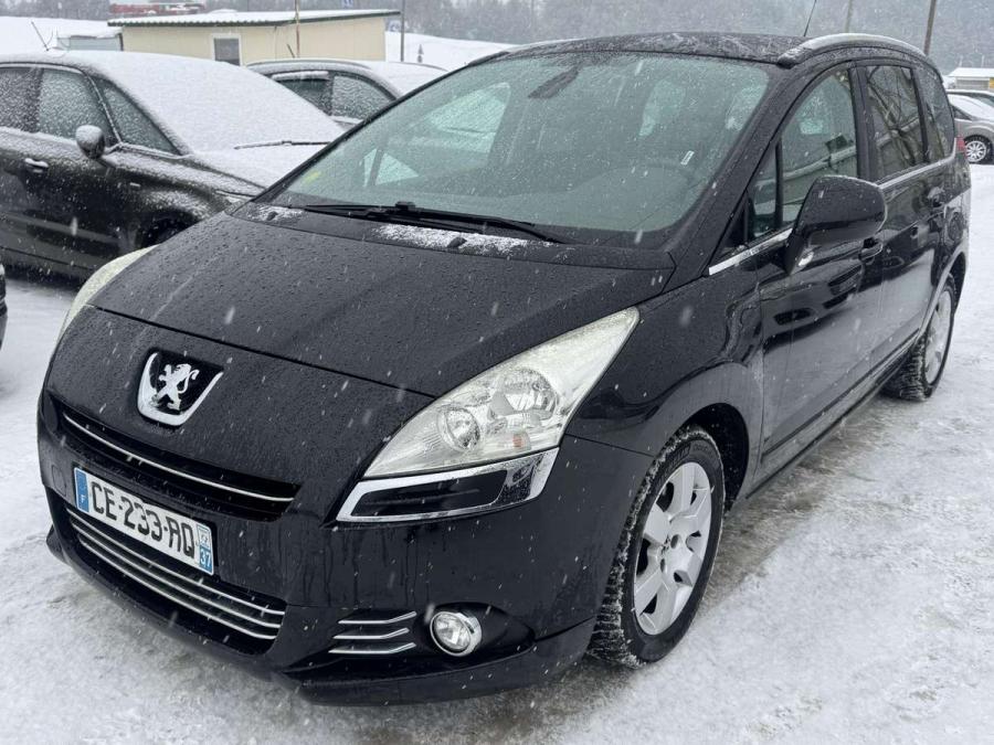 Black Peugeot 5008 2012 in Vilnius, with an engine capacity of 1.56 L and mileage of 270 thousand km for 4200 €, photo 1 on AUTOMOTO.COM.LV