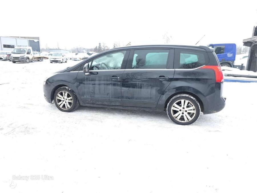 Melns Peugeot 5008 2012 Ukmergė, ar dzinēja tilpumu 1.56 L un nobraukumu 250 tūkst. km par 3450 €, foto 7 vietnē AUTOMOTO.COM.LV