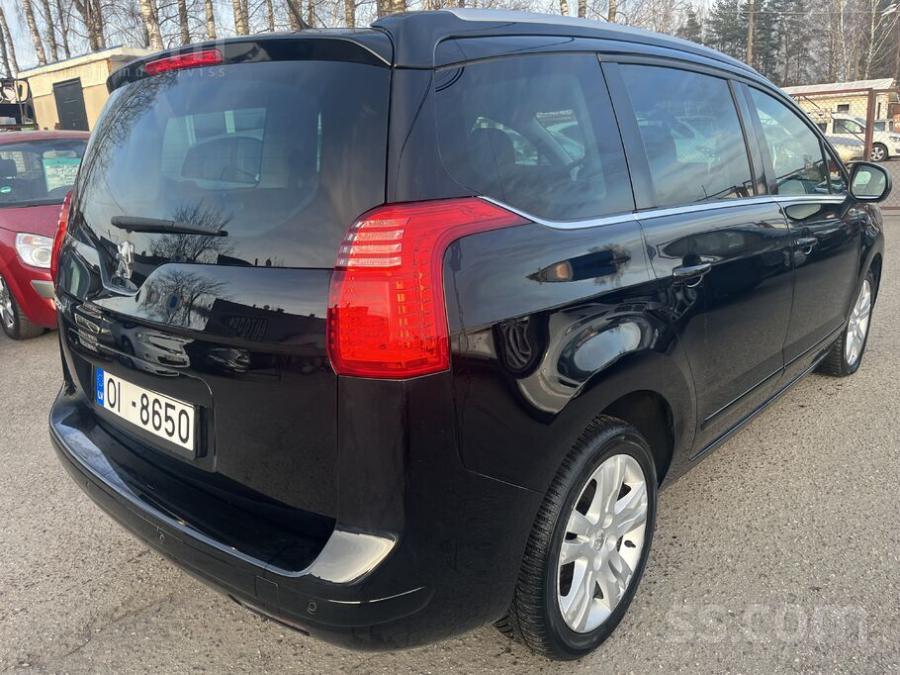 Black Peugeot 5008 2012 in Riga, with an engine capacity of 2.00 L and mileage of 0 thousand km for 4990 €, photo 7 on AUTOMOTO.COM.LV