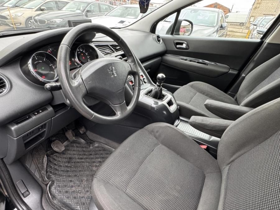 Melns Peugeot 5008 2012 Rīga, ar dzinēja tilpumu 1.60 L un nobraukumu 226 tūkst. km par 3950 €, foto 5 vietnē AUTOMOTO.COM.LV