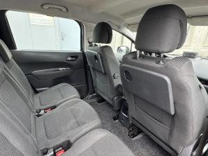 Melns Peugeot 5008 2012 Rīga, ar dzinēja tilpumu 1.60 L un nobraukumu 226 tūkst. km par 3950 €, foto 9 vietnē AUTOMOTO.COM.LV