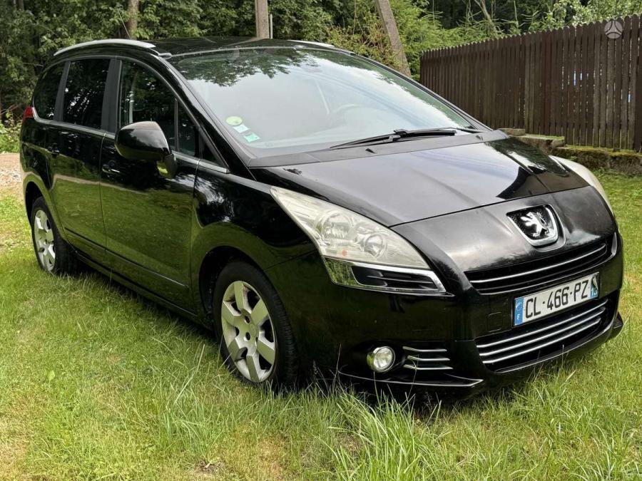 Melns Peugeot 5008 2012 Viļņa, ar dzinēja tilpumu 1.60 L un nobraukumu 246 tūkst. km par 4000 €, foto 4 vietnē AUTOMOTO.COM.LV