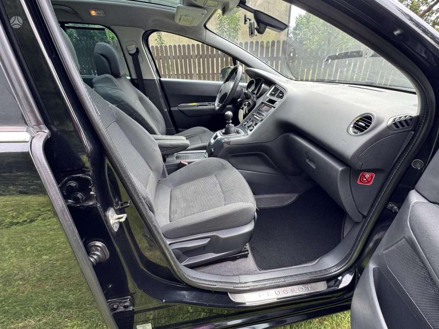 Melns Peugeot 5008 2012 Viļņa, ar dzinēja tilpumu 1.60 L un nobraukumu 246 tūkst. km par 4000 €, foto 13 vietnē AUTOMOTO.COM.LV