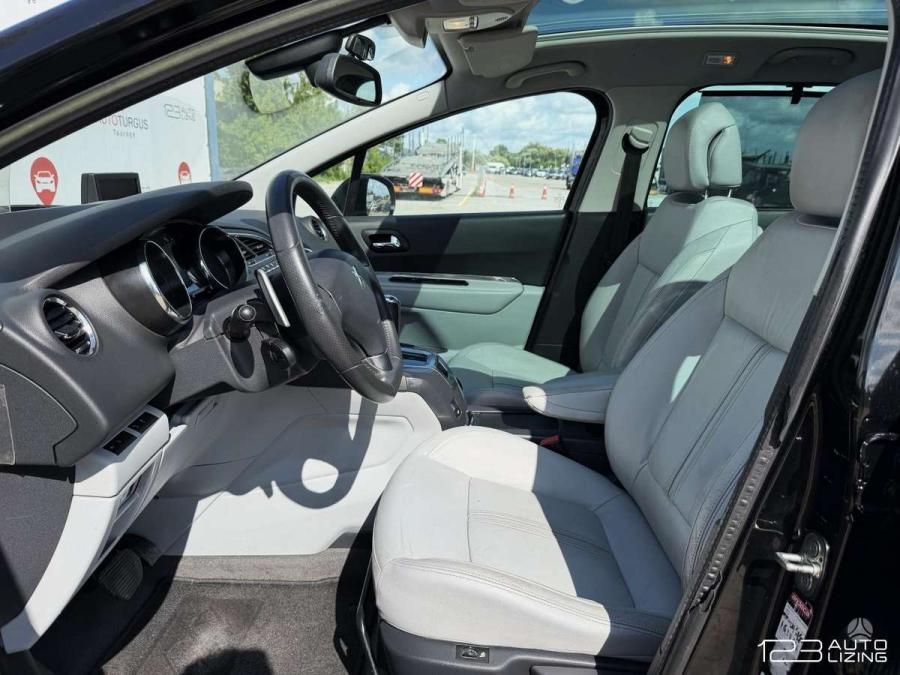 Melns Peugeot 5008 2012 Tauragė, ar dzinēja tilpumu 1.60 L un nobraukumu 229 tūkst. km par 3700 €, foto 9 vietnē AUTOMOTO.COM.LV