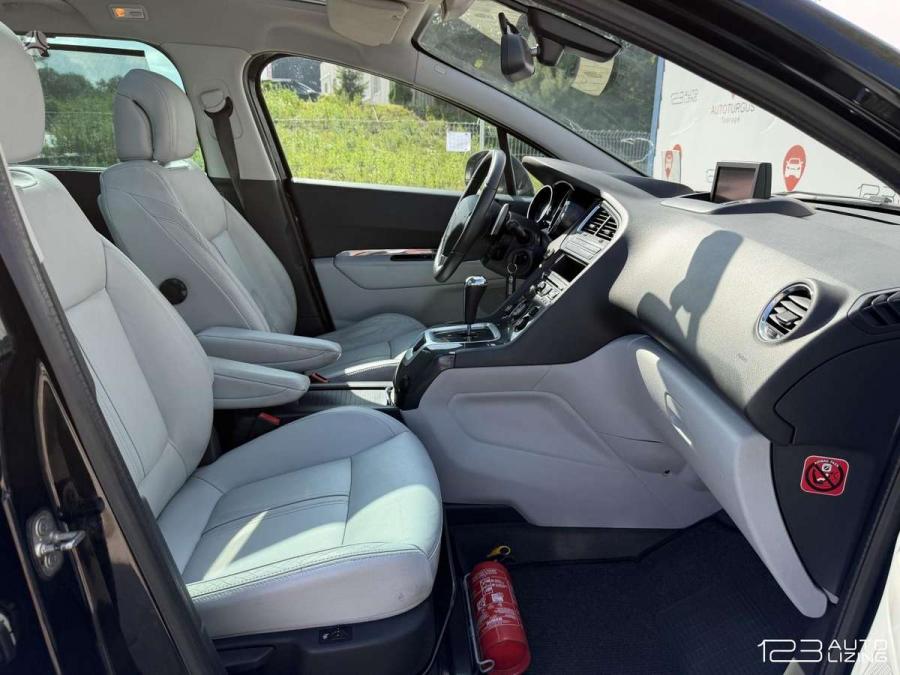 Melns Peugeot 5008 2012 Tauragė, ar dzinēja tilpumu 1.60 L un nobraukumu 229 tūkst. km par 3700 €, foto 13 vietnē AUTOMOTO.COM.LV