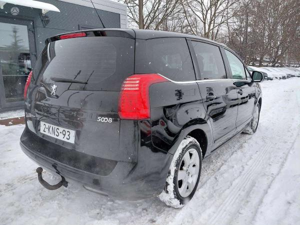 Black Peugeot 5008 2013 in Klaipeda, with an engine capacity of 1.60 L and mileage of 181 thousand km for 3699 €, photo 5 on AUTOMOTO.COM.LV