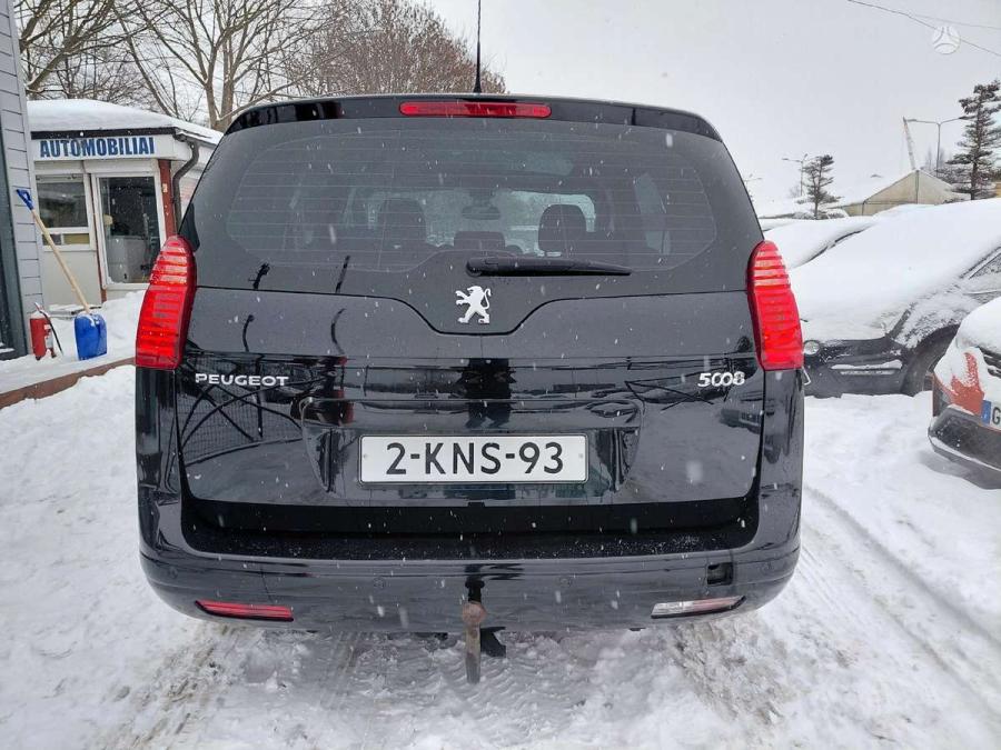 Melns Peugeot 5008 2013 Klaipėda, ar dzinēja tilpumu 1.60 L un nobraukumu 181 tūkst. km par 3699 €, foto 6 vietnē AUTOMOTO.COM.LV