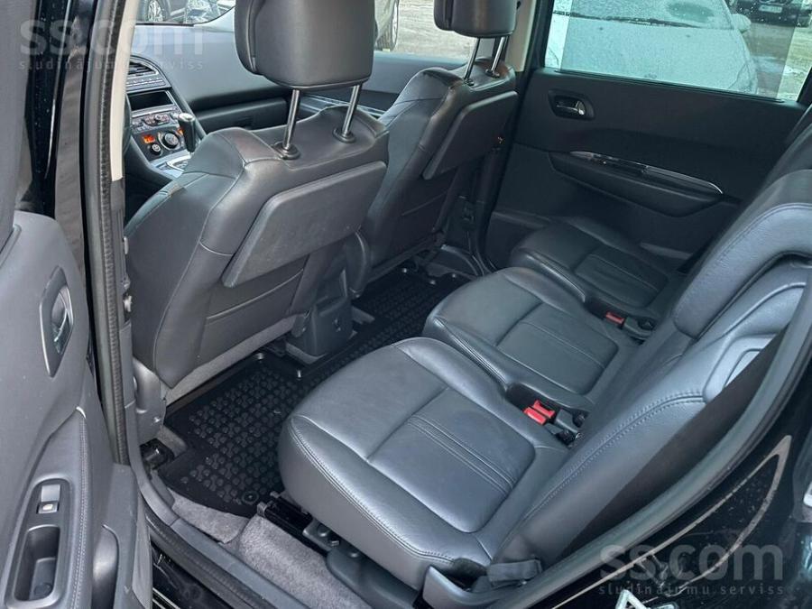 Melns Peugeot 5008 2013 Talsi, ar dzinēja tilpumu 2.00 L un nobraukumu 340 tūkst. km par 5500 €, foto 10 vietnē AUTOMOTO.COM.LV