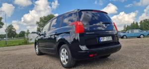 Melns Peugeot 5008 2013 Daugavpils, ar dzinēja tilpumu 2.00 L un nobraukumu 228 tūkst. km par 4350 €, foto 4 vietnē AUTOMOTO.COM.LV