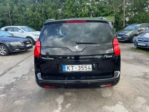 Black Peugeot 5008 2013 in Riga, with an engine capacity of 2.00 L and mileage of 340 thousand km for 6350 €, photo 9 on AUTOMOTO.COM.LV