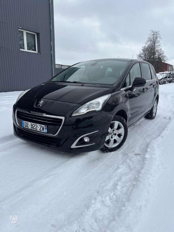 Black Peugeot 5008 2014 in Taurage, with an engine capacity of 1.56 L and mileage of 242 thousand km for 4600 €, photo 3 on AUTOMOTO.COM.LV