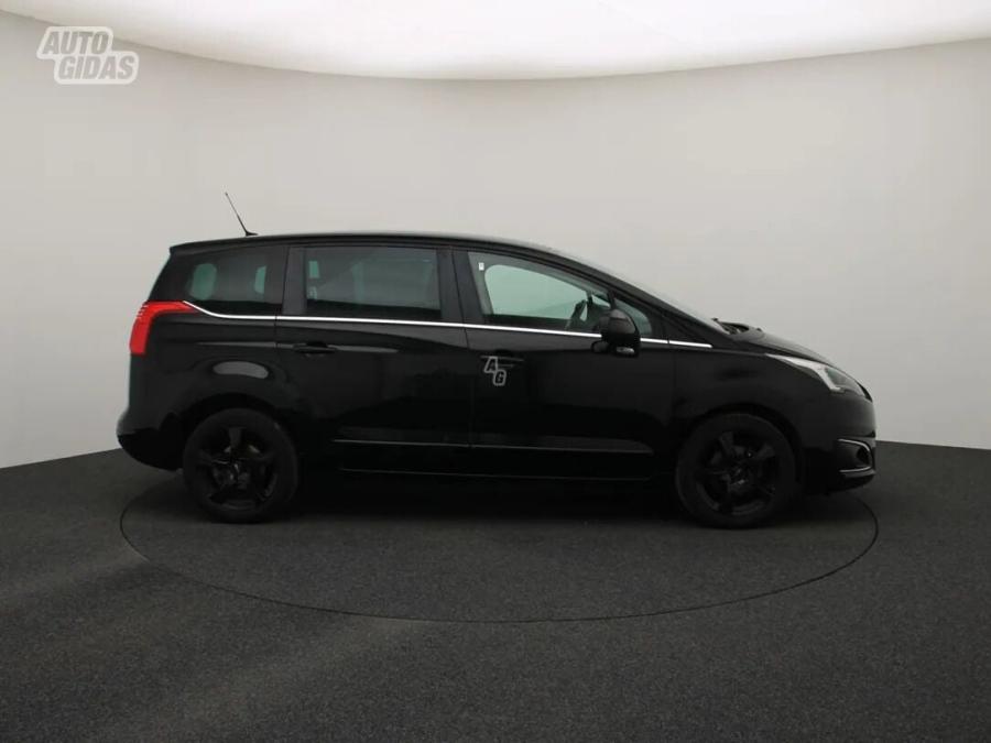 Black Peugeot 5008 2014 in Vilnius, with an engine capacity of 1.60 L and mileage of 173 thousand km for 5799 €, photo 10 on AUTOMOTO.COM.LV