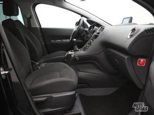 Black Peugeot 5008 2014 in Vilnius, with an engine capacity of 1.60 L and mileage of 173 thousand km for 5799 €, photo 15 on AUTOMOTO.COM.LV