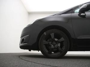 Black Peugeot 5008 2014 in Vilnius, with an engine capacity of 1.60 L and mileage of 173 thousand km for 5799 €, photo 28 on AUTOMOTO.COM.LV