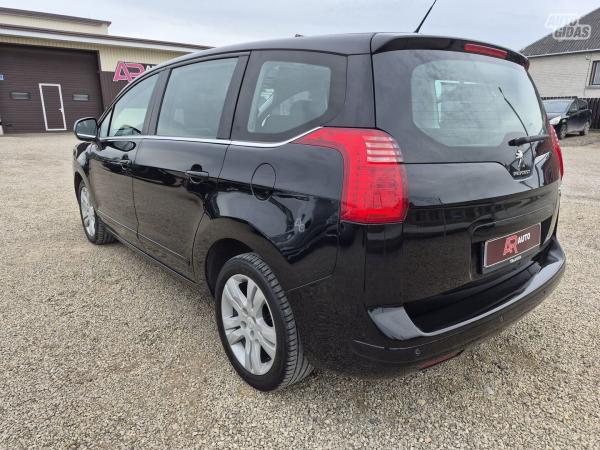 Black Peugeot 5008 2014 in Vilnius, with an engine capacity of 1.60 L and mileage of 250 thousand km for 5350 €, photo 6 on AUTOMOTO.COM.LV