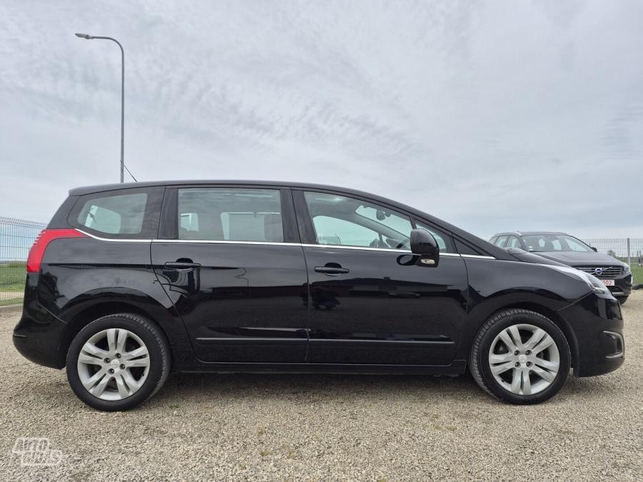 Black Peugeot 5008 2014 in Vilnius, with an engine capacity of 1.60 L and mileage of 250 thousand km for 5350 €, photo 4 on AUTOMOTO.COM.LV
