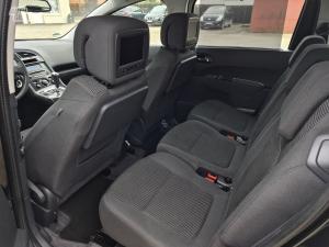 Black Peugeot 5008 2014 in Vilnius, with an engine capacity of 1.60 L and mileage of 250 thousand km for 5350 €, photo 14 on AUTOMOTO.COM.LV