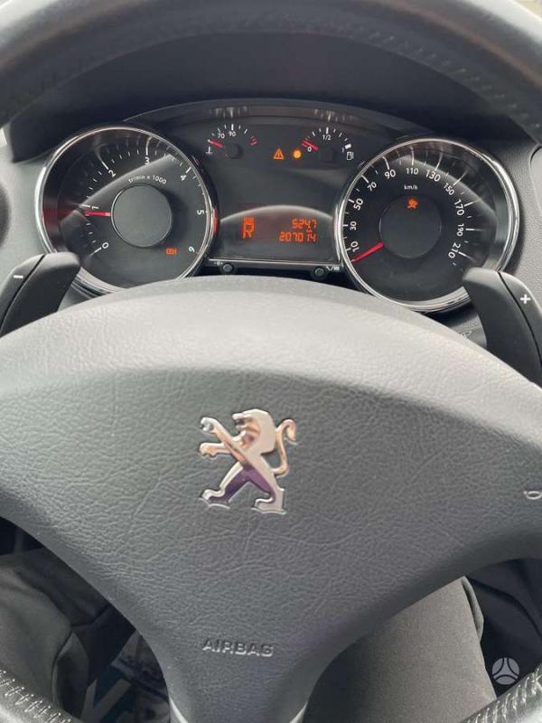 Melns Peugeot 5008 2014 Viļņa, ar dzinēja tilpumu 1.56 L un nobraukumu 206 tūkst. km par 5650 €, foto 8 vietnē AUTOMOTO.COM.LV