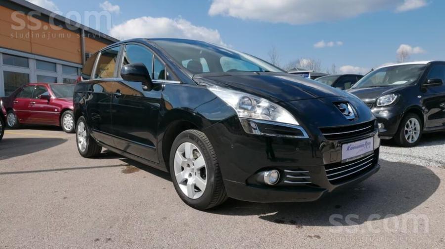 Black Peugeot 5008 2014 in Ogre, with an engine capacity of 1.60 L and mileage of 215 thousand km for 4995 €, photo 3 on AUTOMOTO.COM.LV