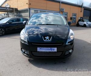 Black Peugeot 5008 2014 in Ogre, with an engine capacity of 1.60 L and mileage of 215 thousand km for 4995 €, photo 5 on AUTOMOTO.COM.LV