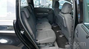 Black Peugeot 5008 2014 in Ogre, with an engine capacity of 1.60 L and mileage of 215 thousand km for 4995 €, photo 16 on AUTOMOTO.COM.LV