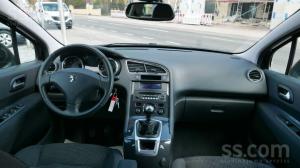 Black Peugeot 5008 2014 in Ogre, with an engine capacity of 1.60 L and mileage of 215 thousand km for 4995 €, photo 17 on AUTOMOTO.COM.LV