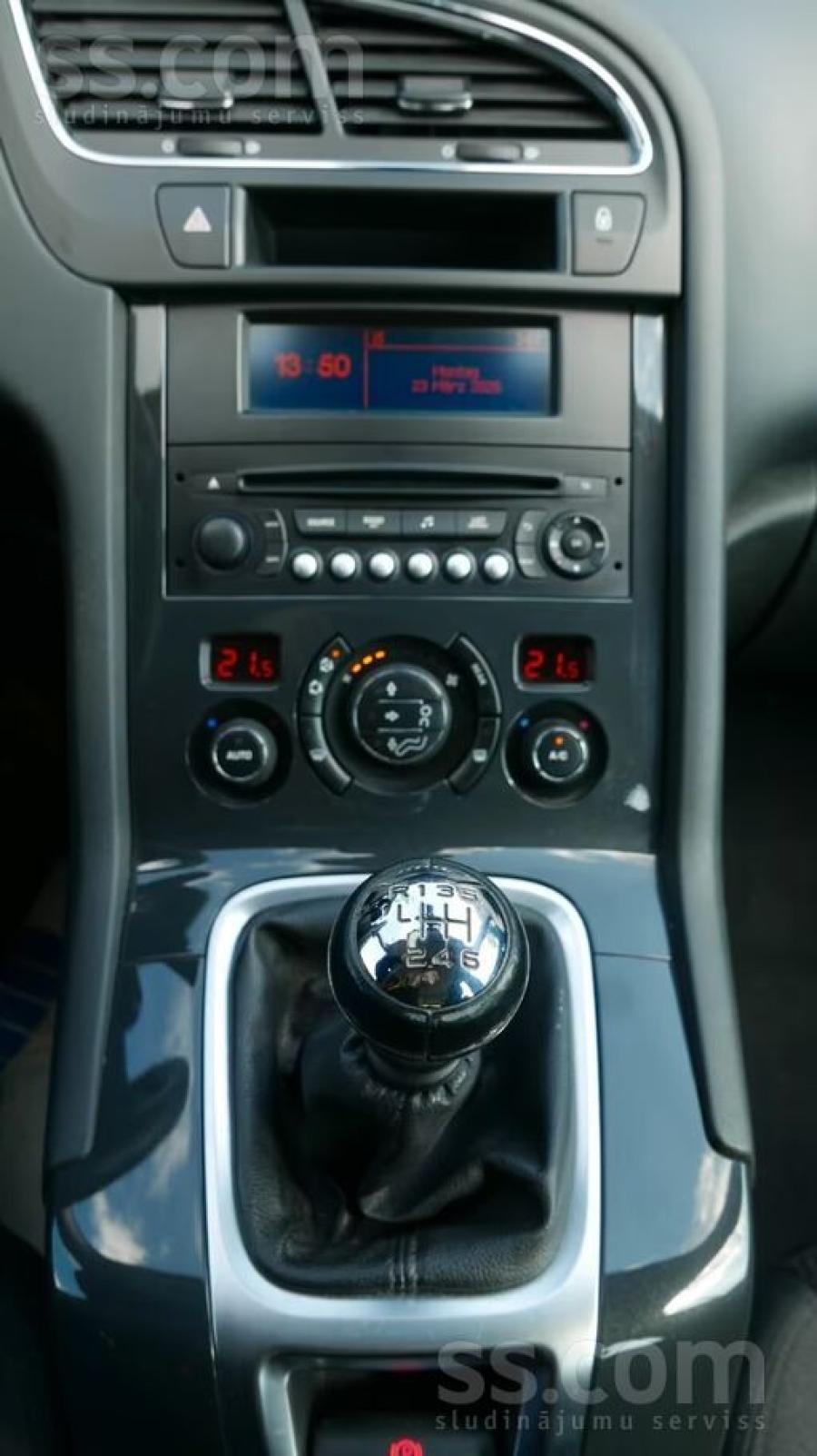 Black Peugeot 5008 2014 in Ogre, with an engine capacity of 1.60 L and mileage of 215 thousand km for 4995 €, photo 19 on AUTOMOTO.COM.LV