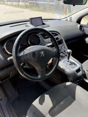 Melns Peugeot 5008 2015 Viļņa, ar dzinēja tilpumu 1.56 L un nobraukumu 260 tūkst. km par 4500 €, foto 8 vietnē AUTOMOTO.COM.LV