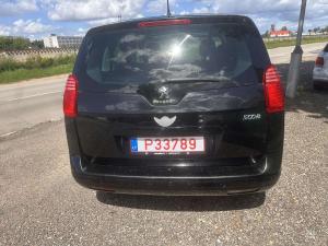 Black Peugeot 5008 2015 in Marijampole, with an engine capacity of 1.56 L and mileage of 291 thousand km for 4250 €, photo 7 on AUTOMOTO.COM.LV