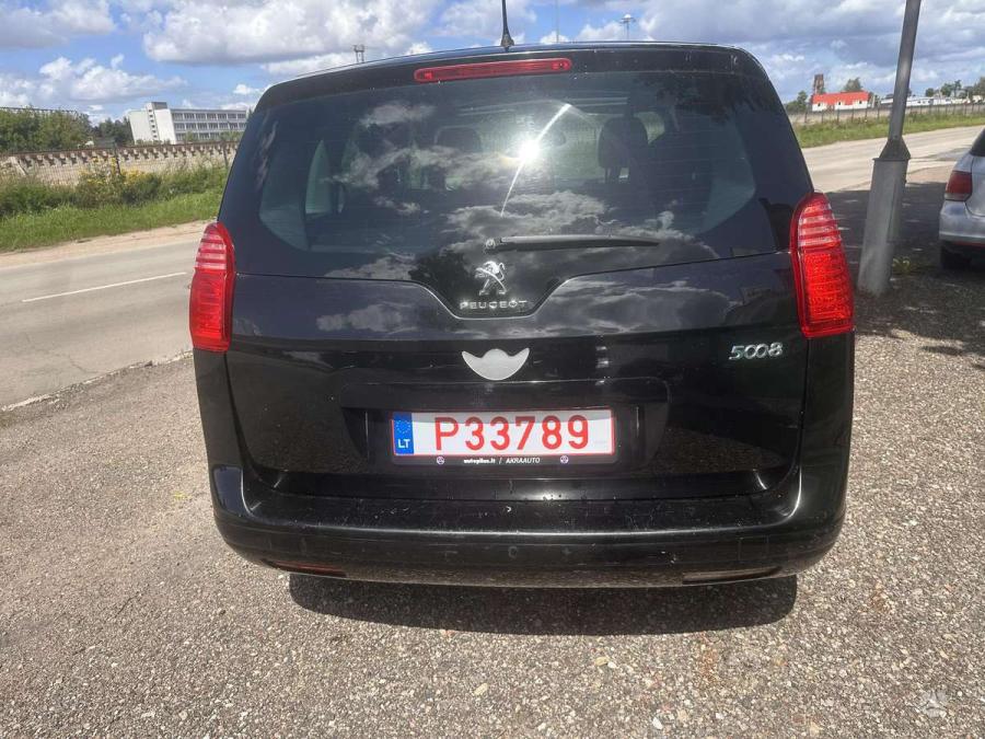 Black Peugeot 5008 2015 in Marijampole, with an engine capacity of 1.56 L and mileage of 291 thousand km for 4250 €, photo 7 on AUTOMOTO.COM.LV
