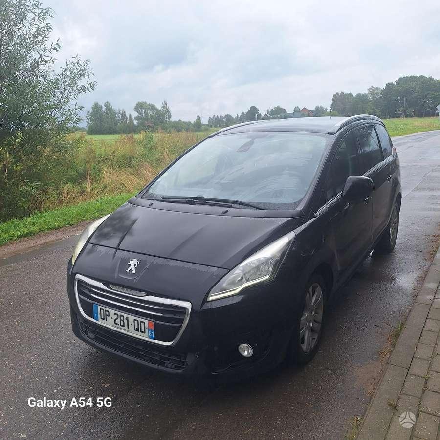 Black Peugeot 5008 2015 in Taurage, with an engine capacity of 2.00 L and mileage of 330 thousand km for 3799 €, photo 4 on AUTOMOTO.COM.LV