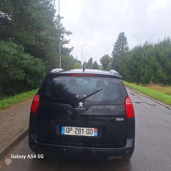 Black Peugeot 5008 2015 in Taurage, with an engine capacity of 2.00 L and mileage of 330 thousand km for 3799 €, photo 7 on AUTOMOTO.COM.LV
