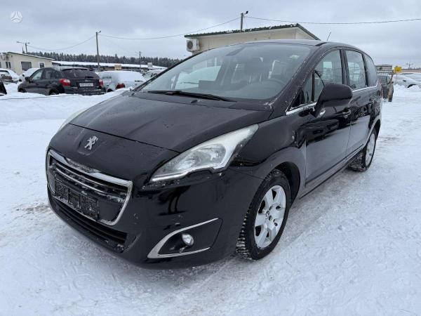 Melns Peugeot 5008 2016 Viļņa, ar dzinēja tilpumu 1.56 L un nobraukumu 213 tūkst. km par 6300 €, foto 2 vietnē AUTOMOTO.COM.LV