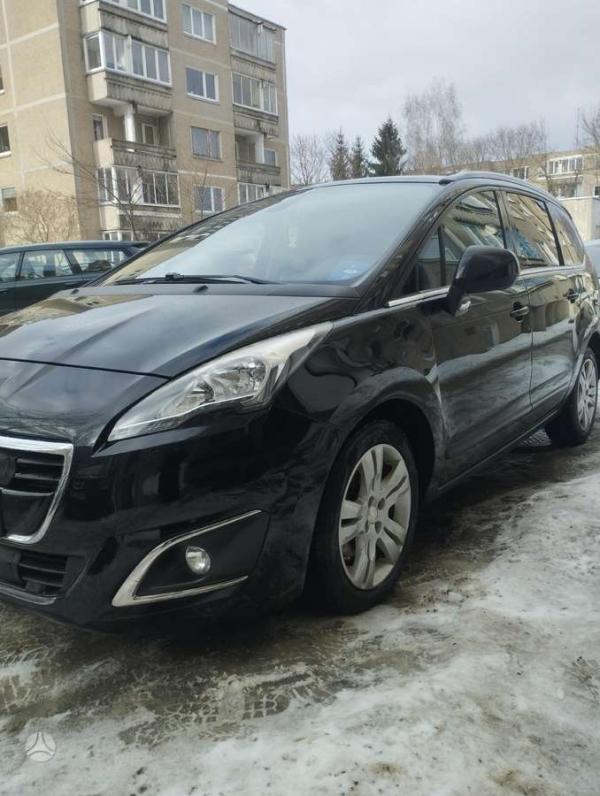 Melns Peugeot 5008 2016 Viļņa, ar dzinēja tilpumu 2.00 L un nobraukumu 274 tūkst. km par 5800 €, foto 2 vietnē AUTOMOTO.COM.LV