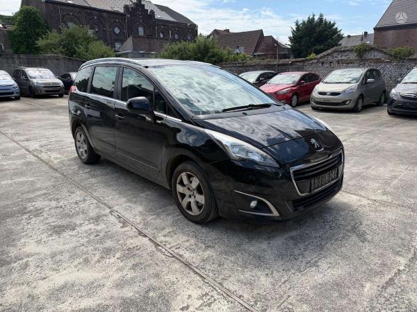 Black Peugeot 5008 2016 in Ukmerge, with an engine capacity of 1.56 L and mileage of 215 thousand km for 5350 €, photo 2 on AUTOMOTO.COM.LV