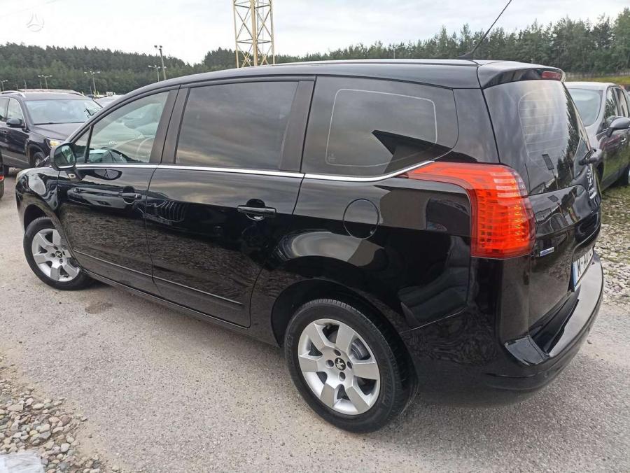 Melns Peugeot 5008 2016 Viļņa, ar dzinēja tilpumu 1.20 L un nobraukumu 124 tūkst. km par 5650 €, foto 5 vietnē AUTOMOTO.COM.LV