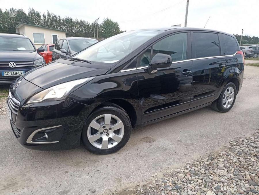 Melns Peugeot 5008 2016 Viļņa, ar dzinēja tilpumu 1.20 L un nobraukumu 124 tūkst. km par 5650 €, foto 6 vietnē AUTOMOTO.COM.LV