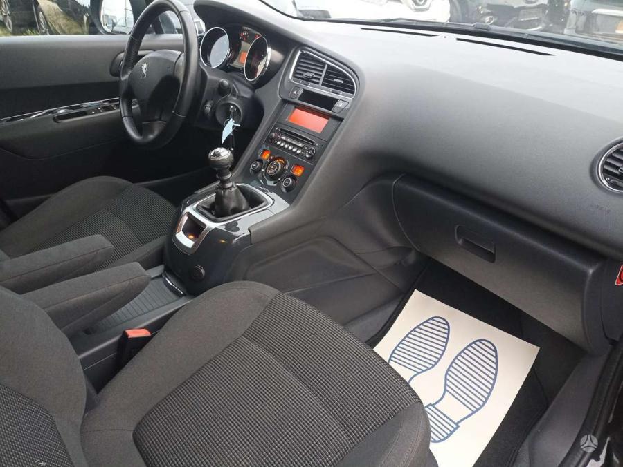 Melns Peugeot 5008 2016 Viļņa, ar dzinēja tilpumu 1.20 L un nobraukumu 124 tūkst. km par 5650 €, foto 10 vietnē AUTOMOTO.COM.LV