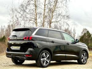 Black Peugeot 5008 2017 in Siauliai, with an engine capacity of 1.20 L and mileage of 153 thousand km for 13750 €, photo 4 on AUTOMOTO.COM.LV