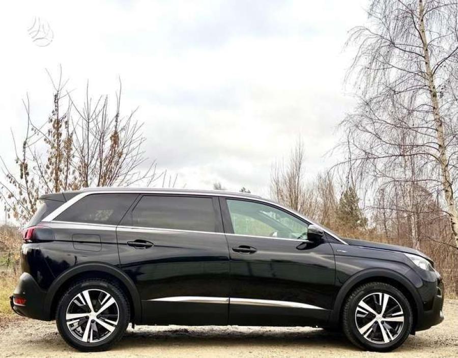 Black Peugeot 5008 2017 in Siauliai, with an engine capacity of 1.20 L and mileage of 153 thousand km for 13750 €, photo 14 on AUTOMOTO.COM.LV