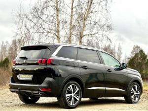 Black Peugeot 5008 2017 in Siauliai, with an engine capacity of 1.20 L and mileage of 153 thousand km for 13750 €, photo 4 on AUTOMOTO.COM.LV