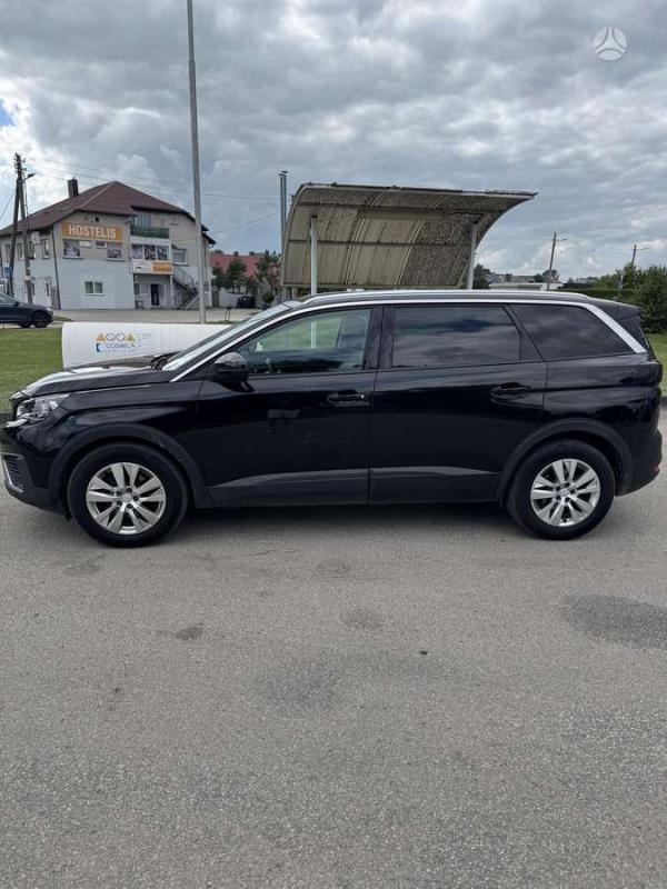 Black Peugeot 5008 2017 in Taurage, with an engine capacity of 1.60 L and mileage of 178 thousand km for 9300 €, photo 7 on AUTOMOTO.COM.LV