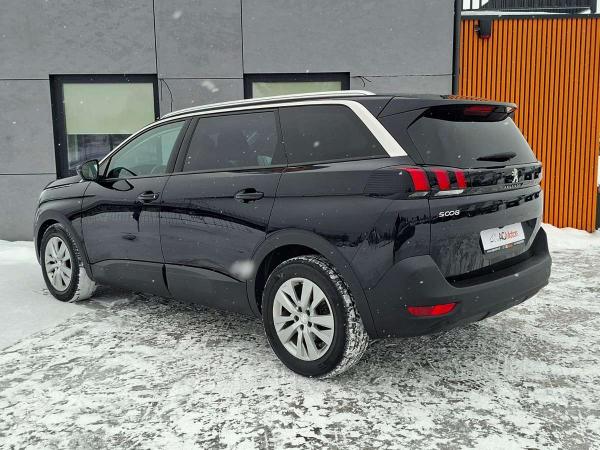 Black Peugeot 5008 2018 in Vilnius, with an engine capacity of 1.50 L and mileage of 231 thousand km for 11500 €, photo 4 on AUTOMOTO.COM.LV