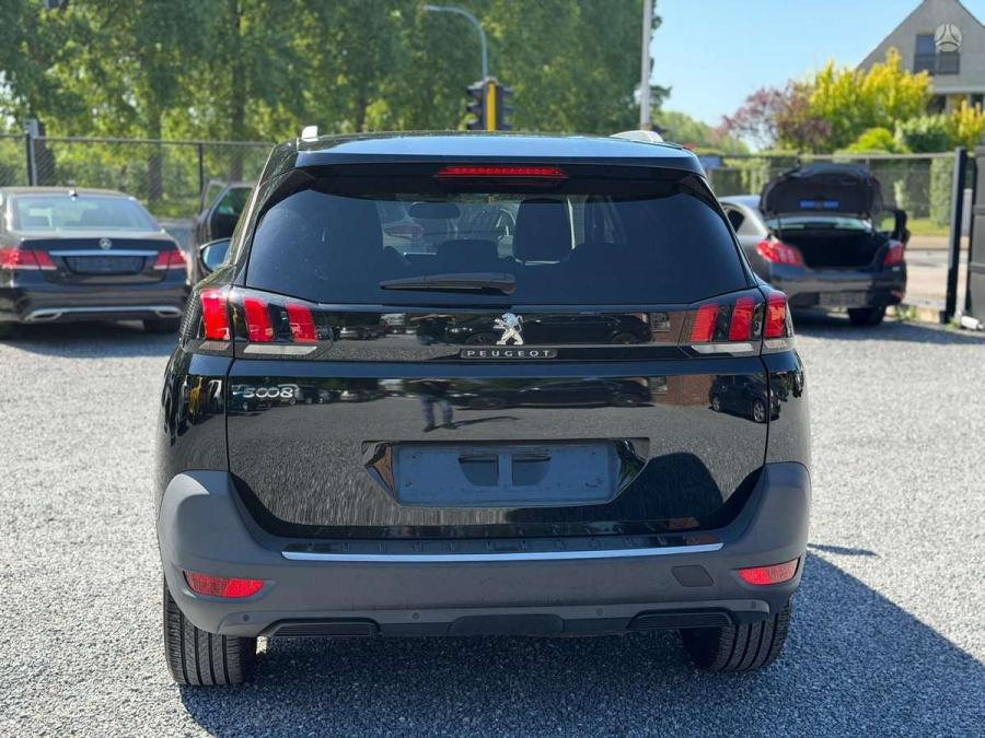 Melns Peugeot 5008 2018 Klaipėda, ar dzinēja tilpumu 1.20 L un nobraukumu 217 tūkst. km par 9999 €, foto 6 vietnē AUTOMOTO.COM.LV