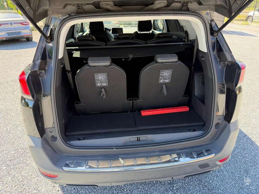 Melns Peugeot 5008 2018 Klaipėda, ar dzinēja tilpumu 1.20 L un nobraukumu 217 tūkst. km par 9999 €, foto 7 vietnē AUTOMOTO.COM.LV