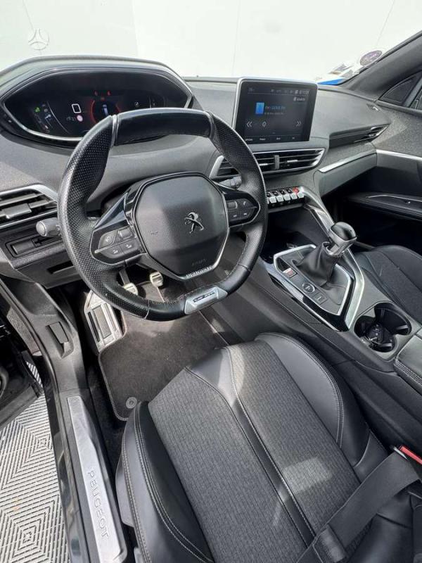 Melns Peugeot 5008 2018 Kauņa, ar dzinēja tilpumu 1.20 L un nobraukumu 151 tūkst. km par 11250 €, foto 9 vietnē AUTOMOTO.COM.LV