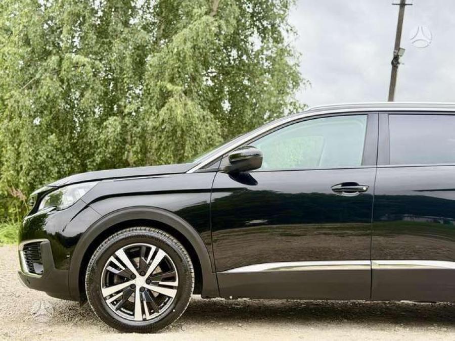 Black Peugeot 5008 2018 in Siauliai, with an engine capacity of 1.50 L and mileage of 182 thousand km for 14500 €, photo 12 on AUTOMOTO.COM.LV