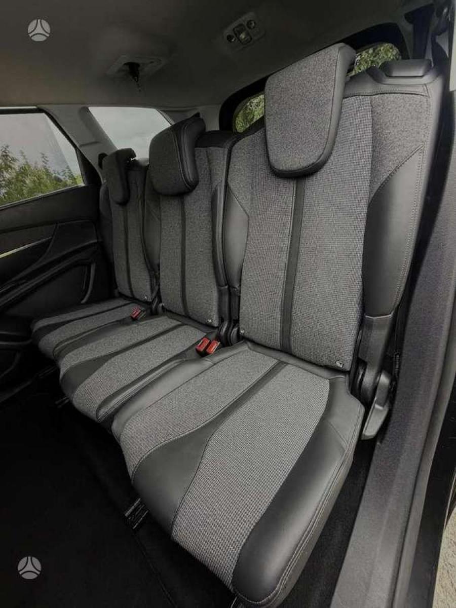 Black Peugeot 5008 2018 in Siauliai, with an engine capacity of 1.50 L and mileage of 182 thousand km for 14500 €, photo 37 on AUTOMOTO.COM.LV